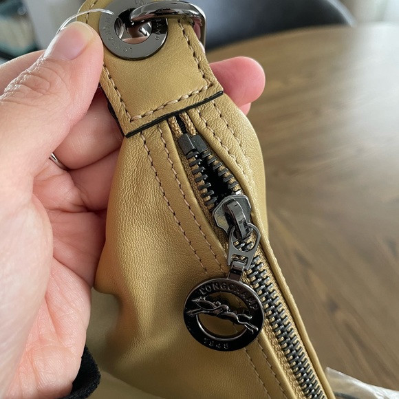 Longchamp | Bags | Longchamp Medium Le Pliage Cuir Top Handle Bag ...